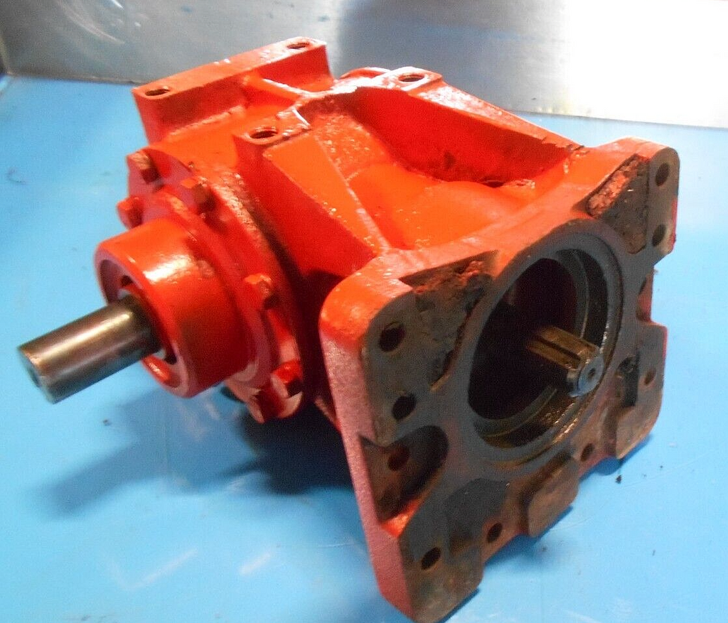 USED 014673 Disc Mower Gear BOX Fort 2050, 2060, 2070, Morra, Farmtrac ...