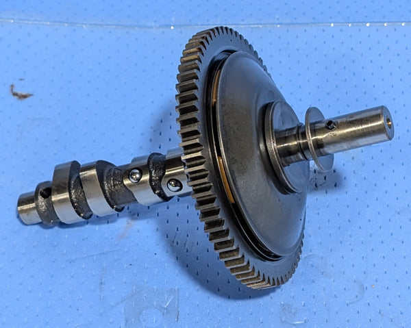 Used Genuine John Deere Z920A ZERO TURN Mower Engine Camshaft MIA11616 ...
